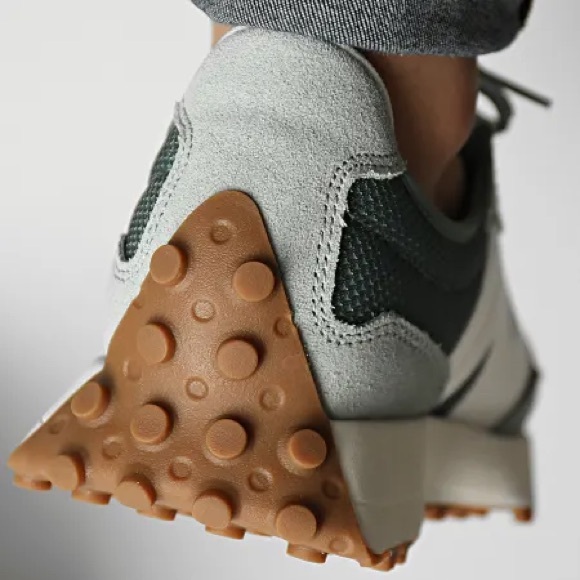 New Balance | Shoes | Brand New New Balance 327 Juniper Green Mens ...